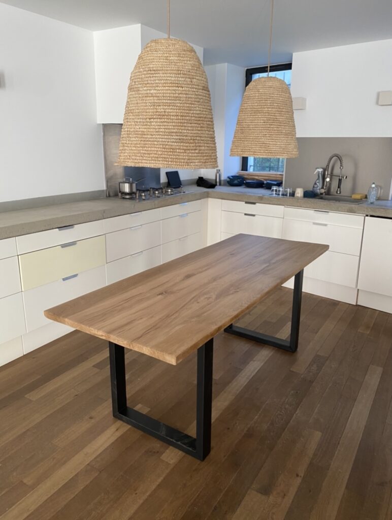 Large table en chêne massif pieds assortis - Aux Bois Flottés